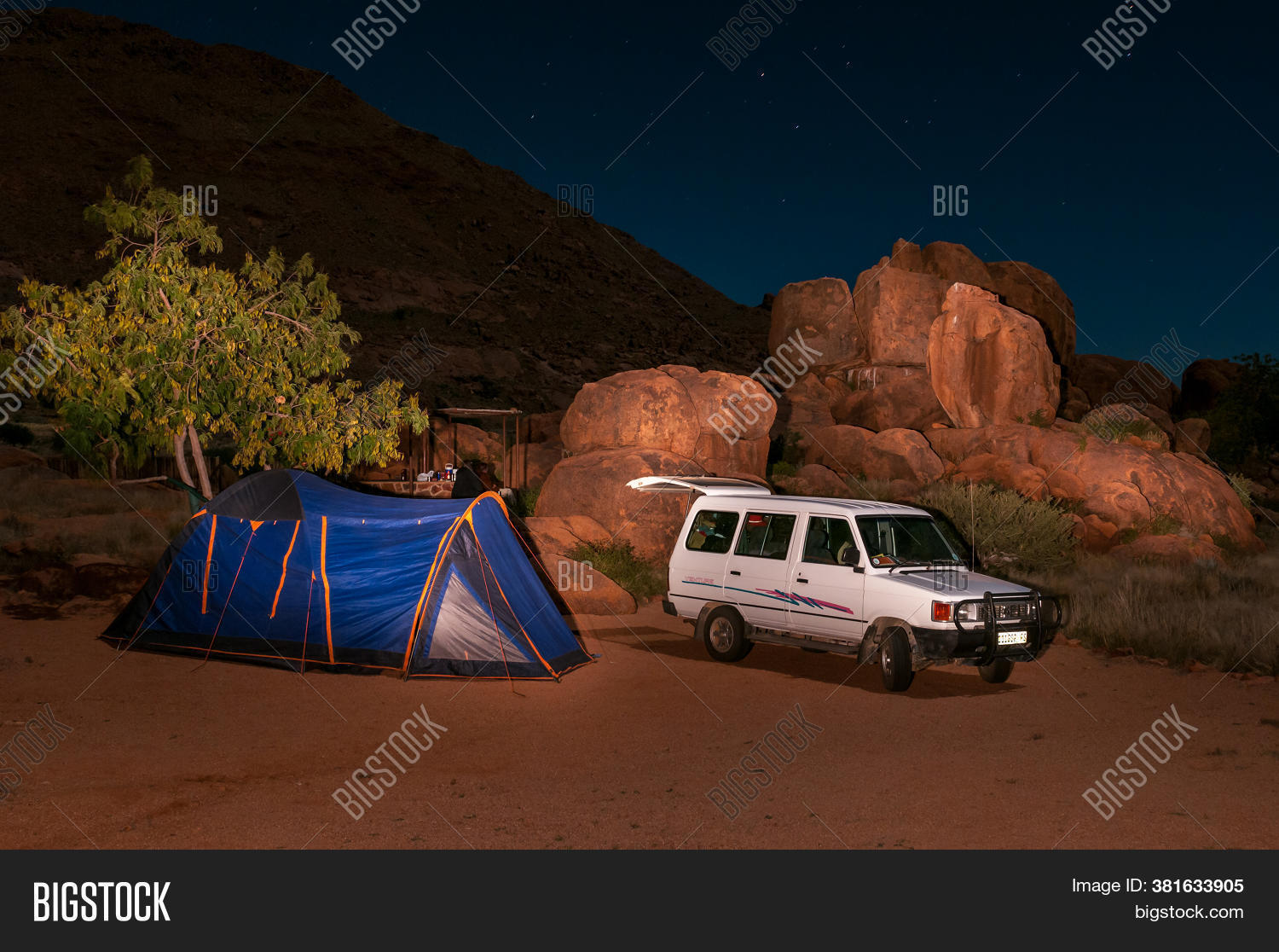 Night Camping Scenes