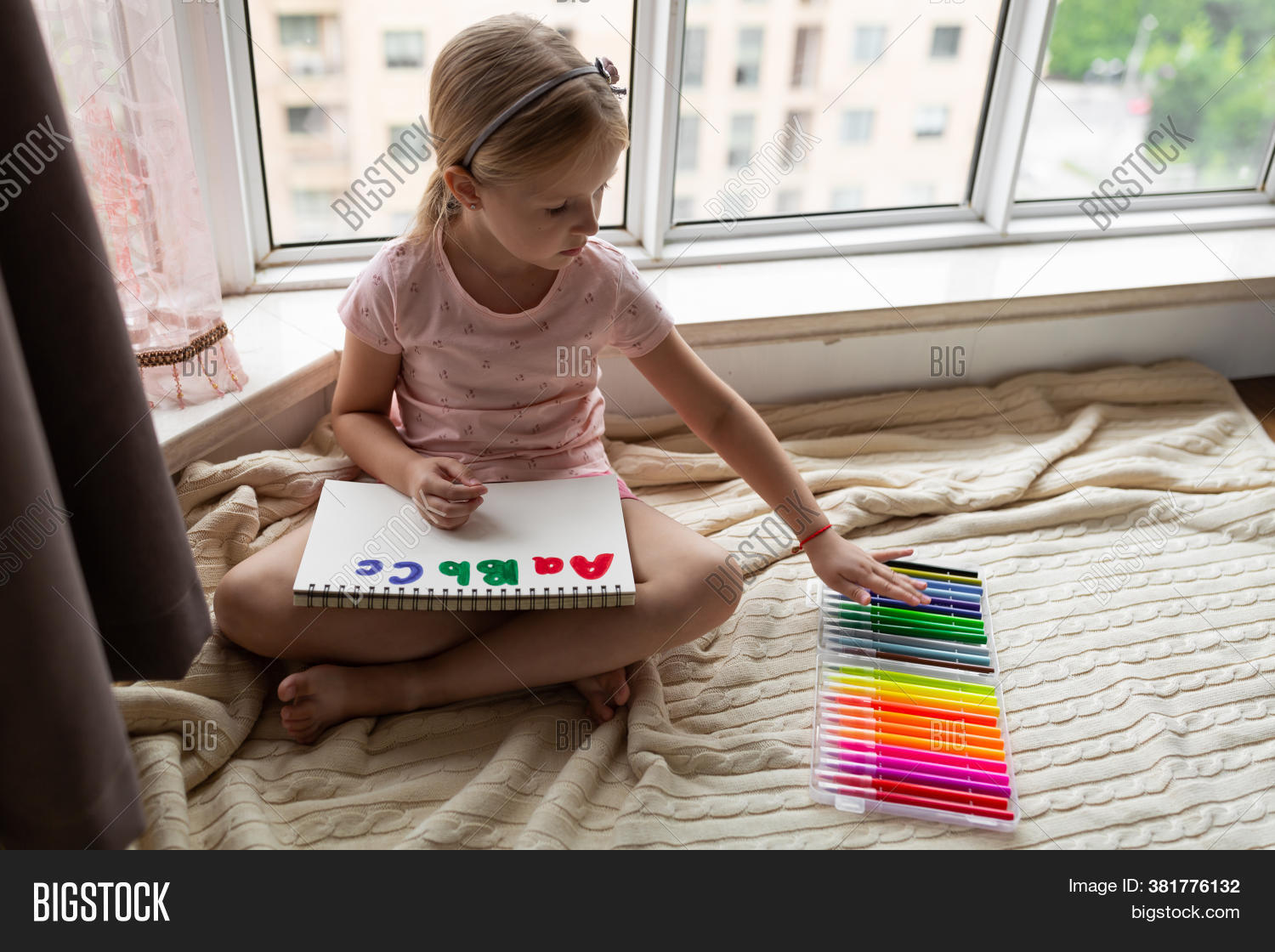 Little Child Learn Image & Photo (Free Trial) | Bigstock