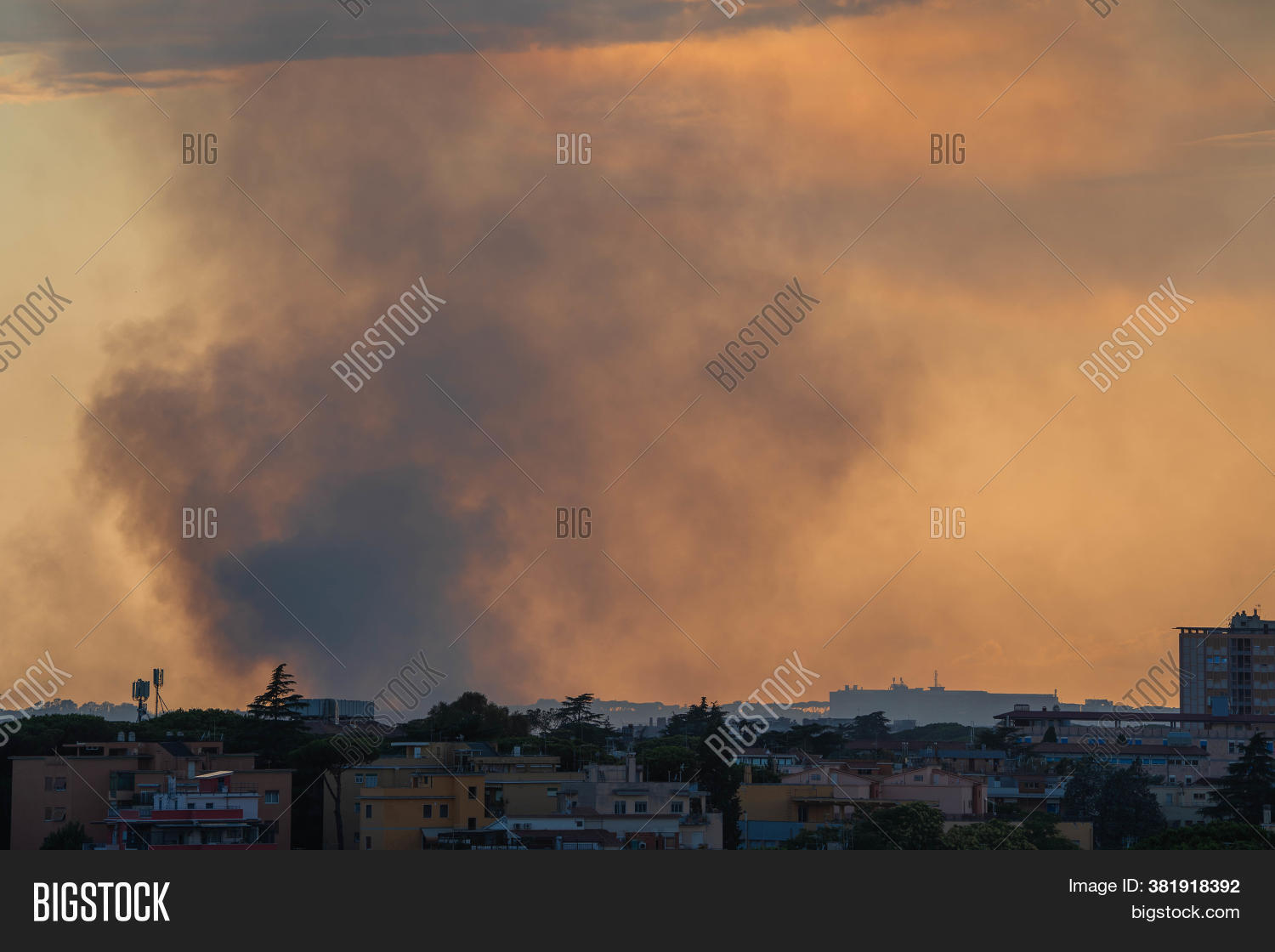 Smoke Fire Over City Image & Photo (Free Trial) | Bigstock
