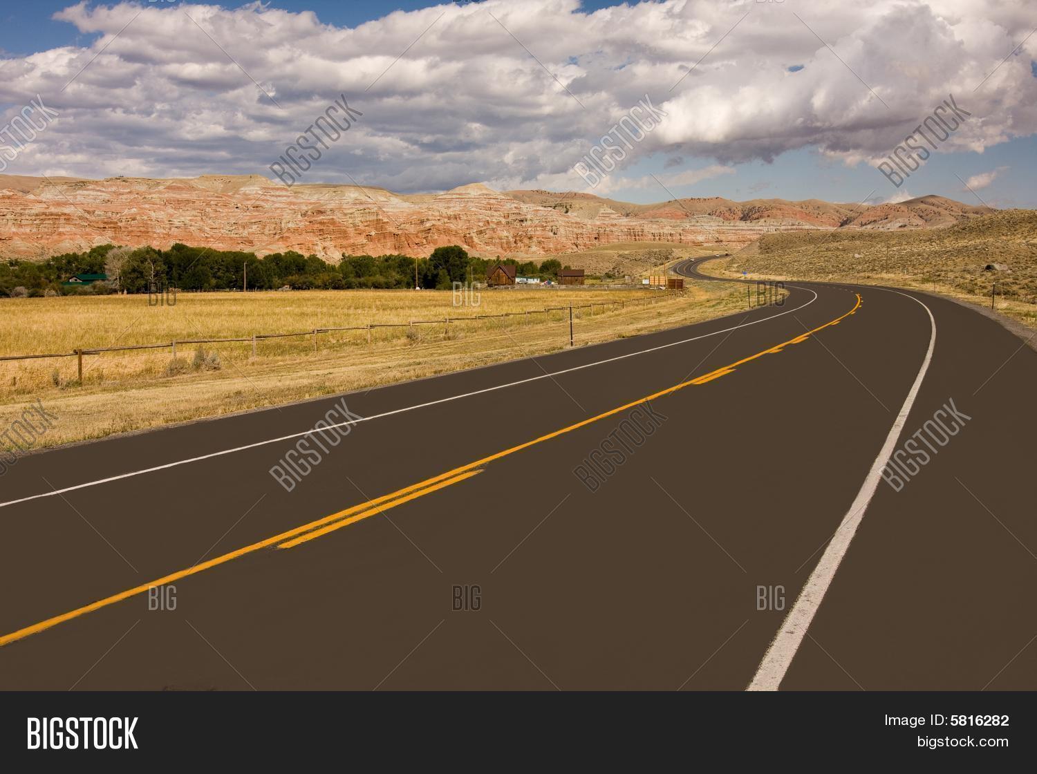 Empty Highway Desert Image & Photo (Free Trial) | Bigstock
