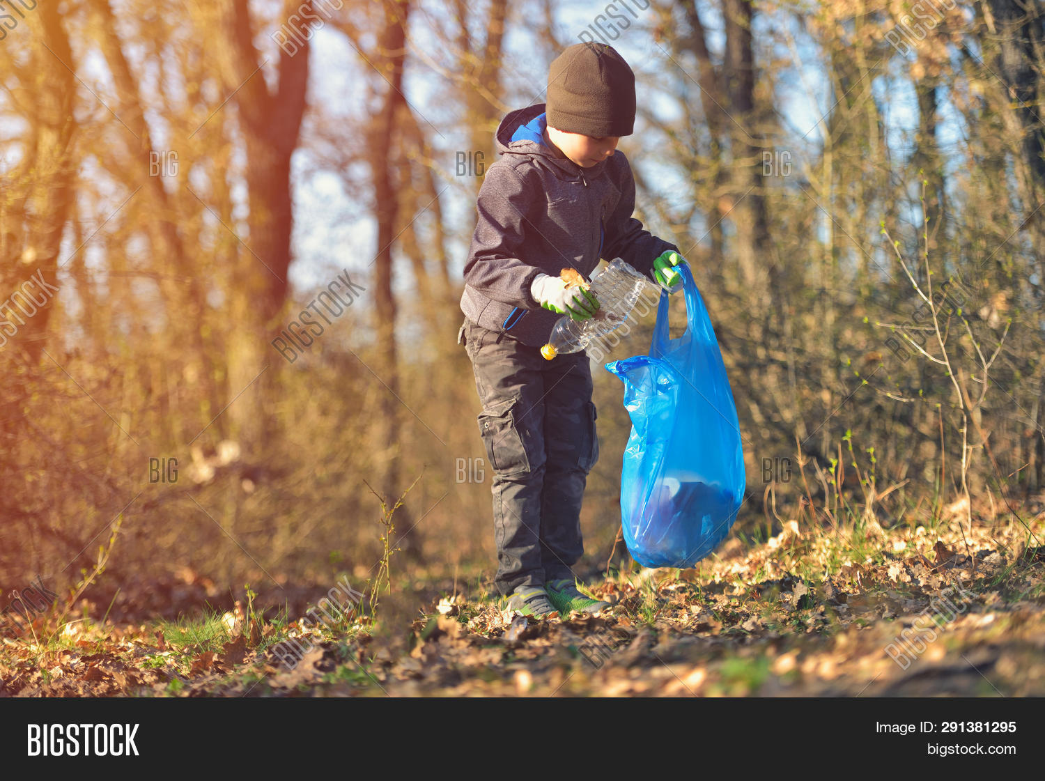 Recycle Waste Litter Image & Photo (Free Trial) | Bigstock