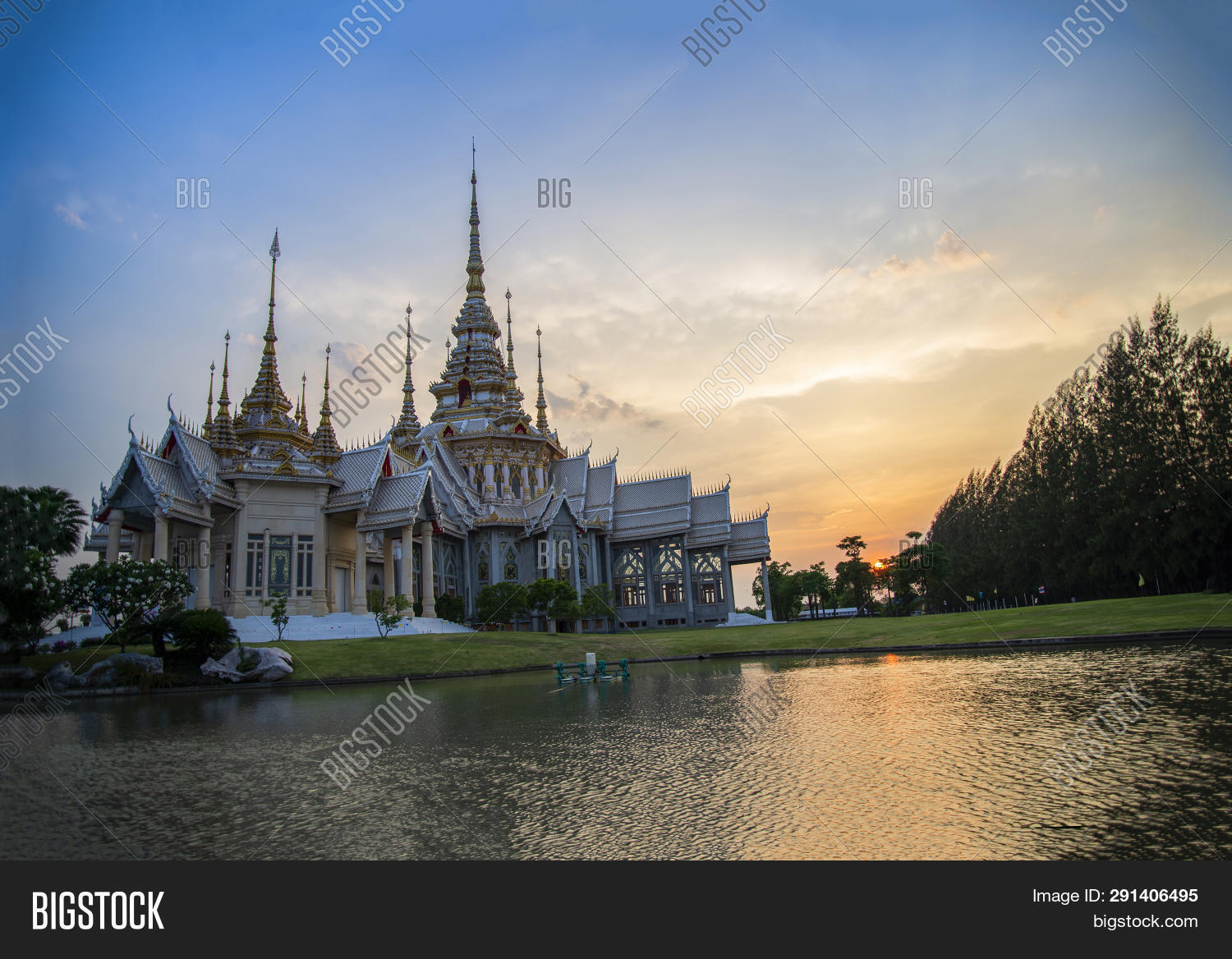 Beautiful Temple Image & Photo (Free Trial) | Bigstock