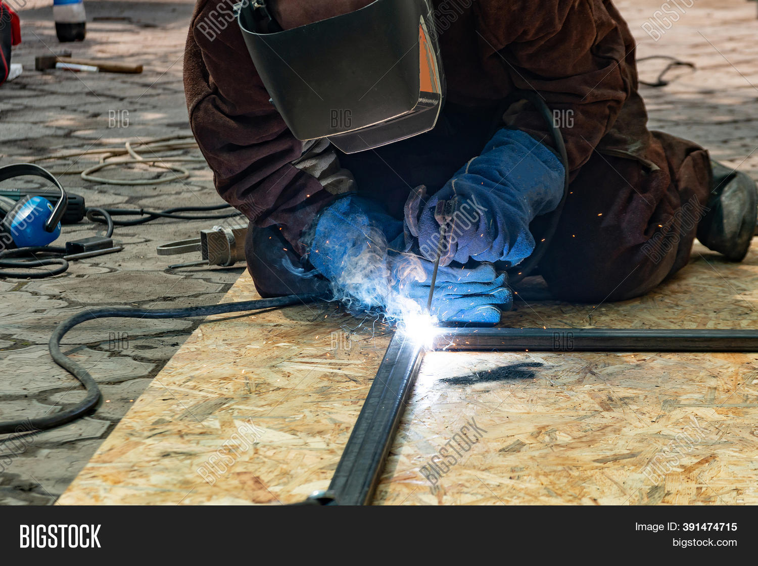 Electric Welder Makes Image & Photo (Free Trial) | Bigstock