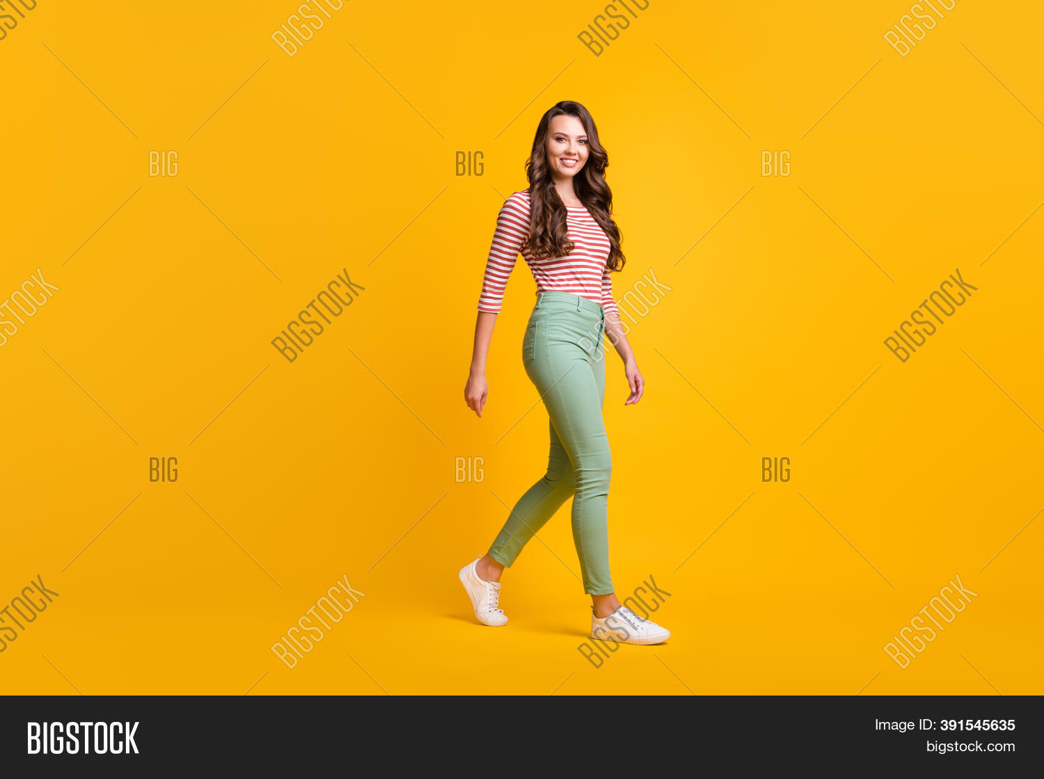 Full Length Body Size Image & Photo (Free Trial) | Bigstock