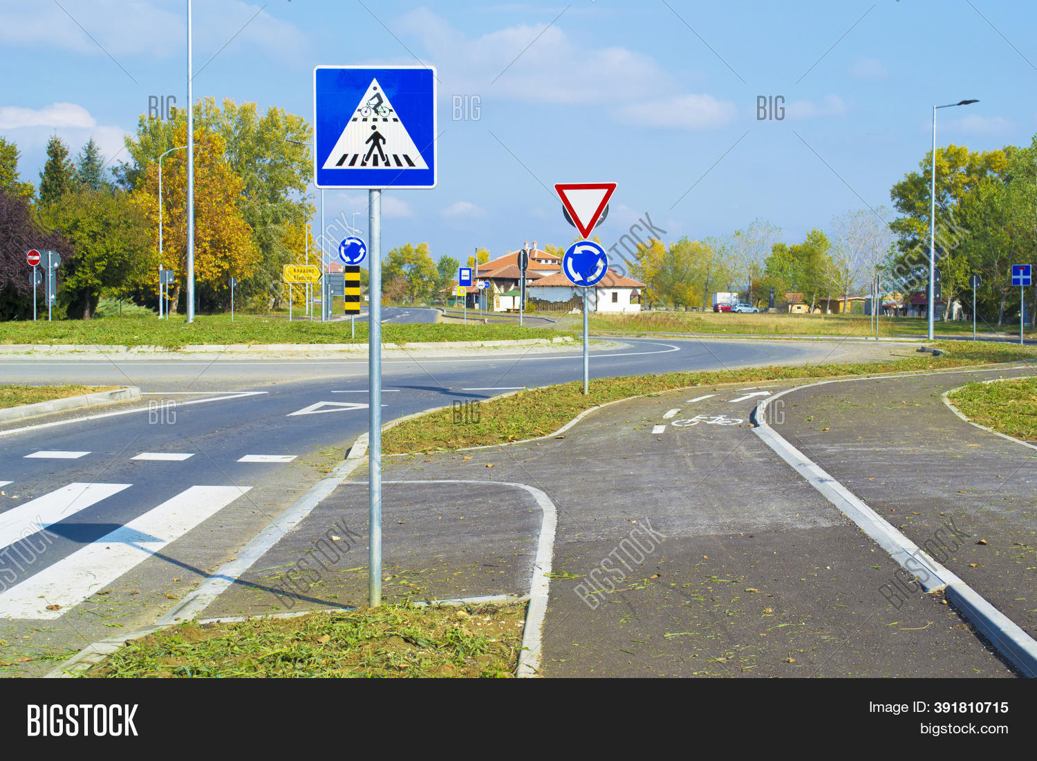 Road Signs That Shows Image & Photo (Free Trial) | Bigstock