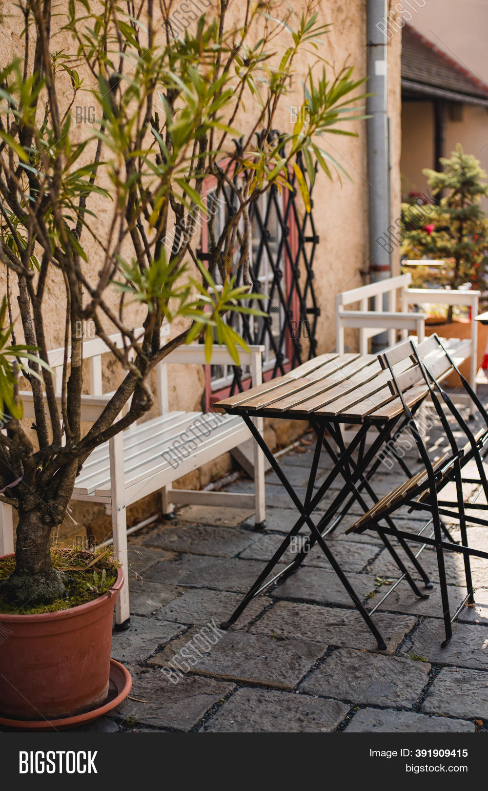 Outdoor Street Cafe Image & Photo (Free Trial) | Bigstock