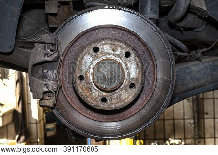 Old Damaged Rear Brake Image & Photo (Free Trial) | Bigstock