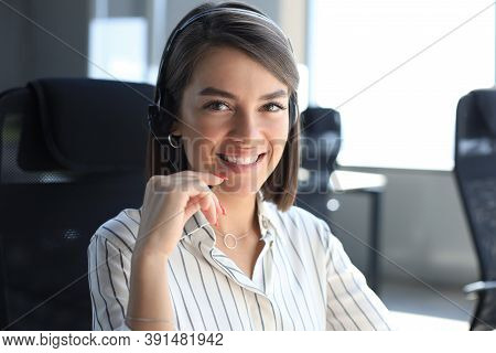 Beautiful Smiling Call Image & Photo (Free Trial) | Bigstock