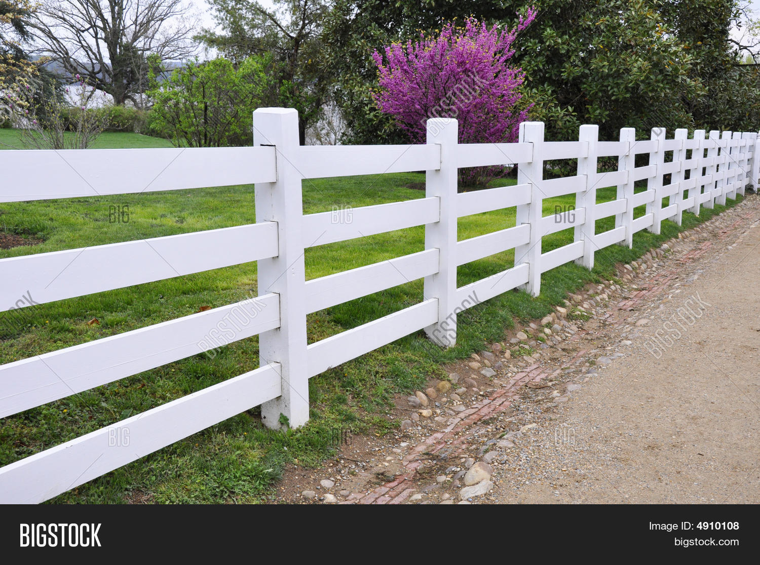 White Wood Fence Image & Photo (Free Trial) | Bigstock