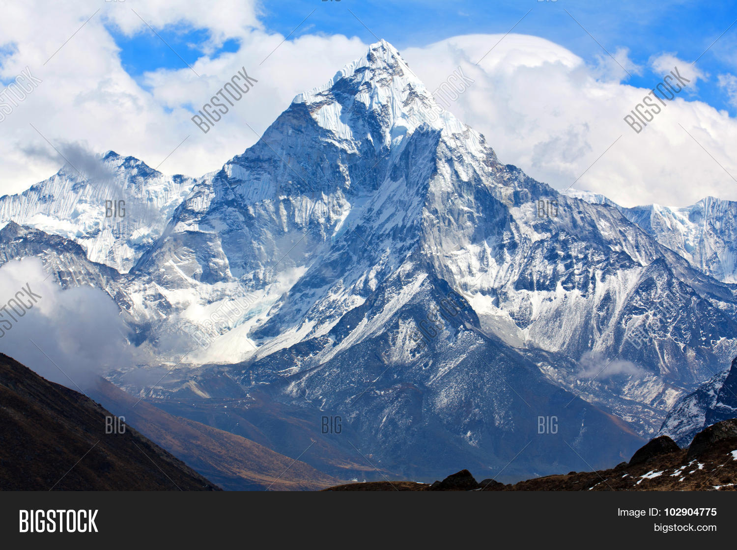 Ama Dablam Peak, Nepal Image & Photo (Free Trial) | Bigstock