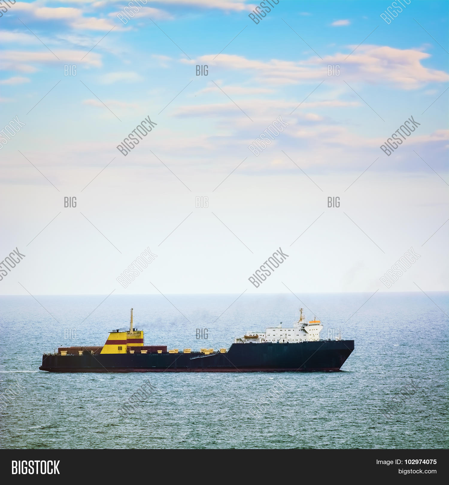 Ro-ro Cargo Ship Image & Photo (Free Trial) | Bigstock