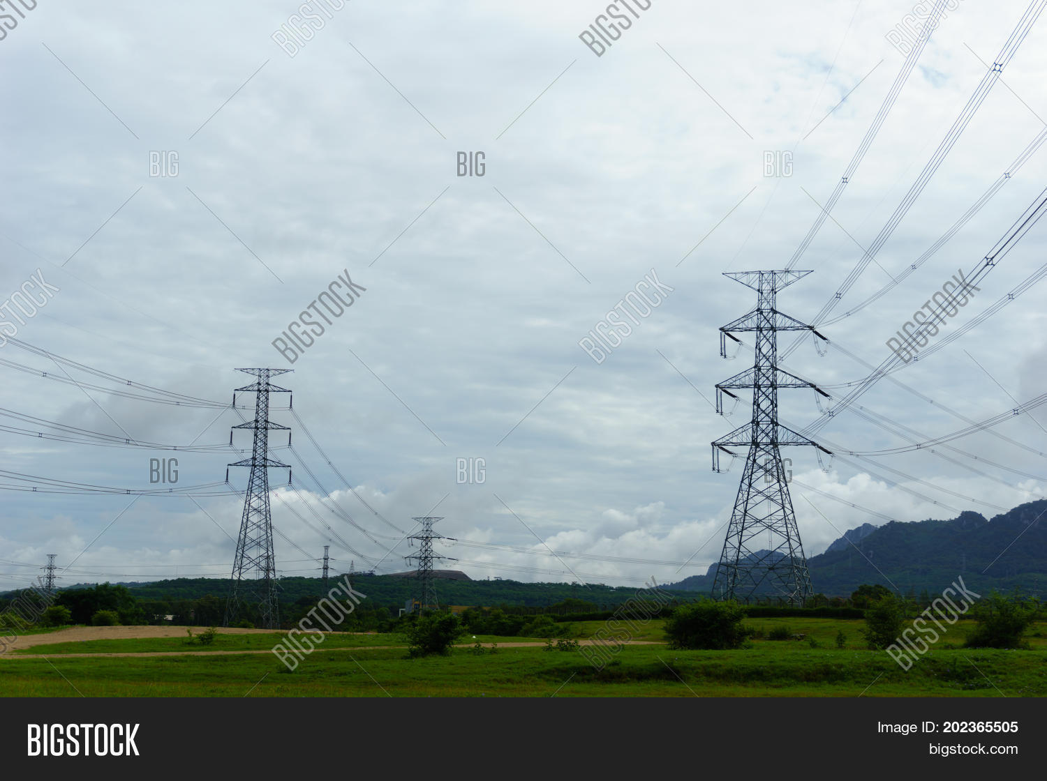 500 Kv Transmission Image & Photo (Free Trial) | Bigstock