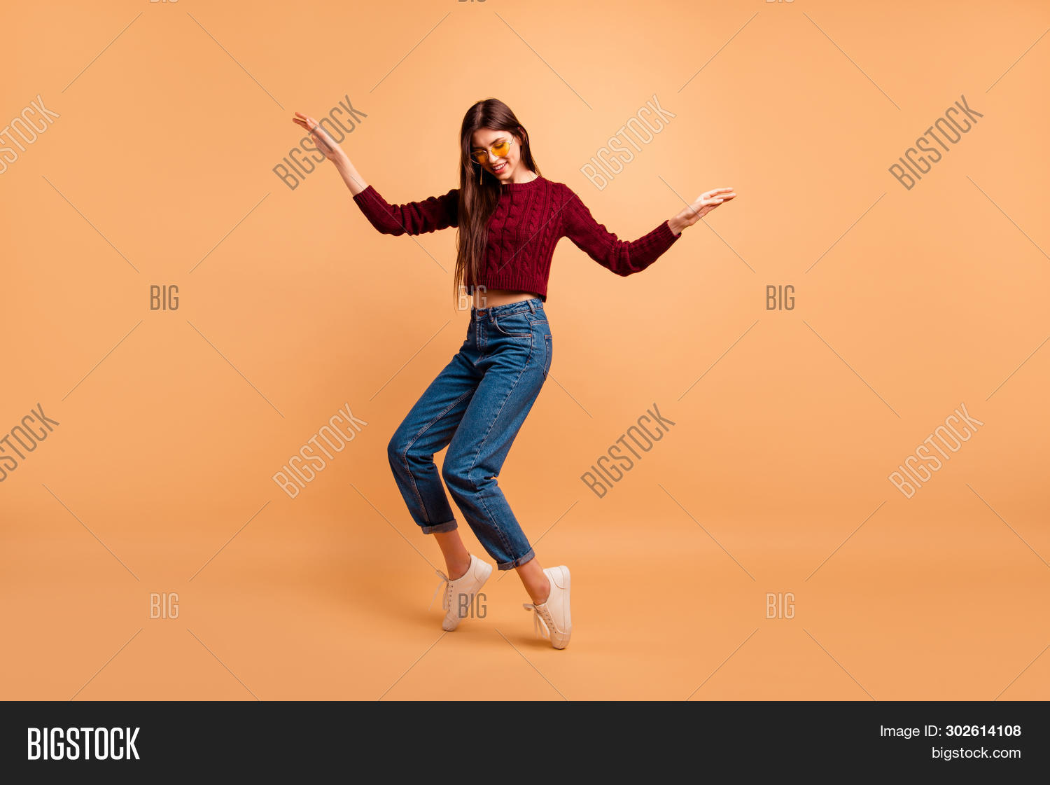 Full Length Side Image & Photo (Free Trial) | Bigstock