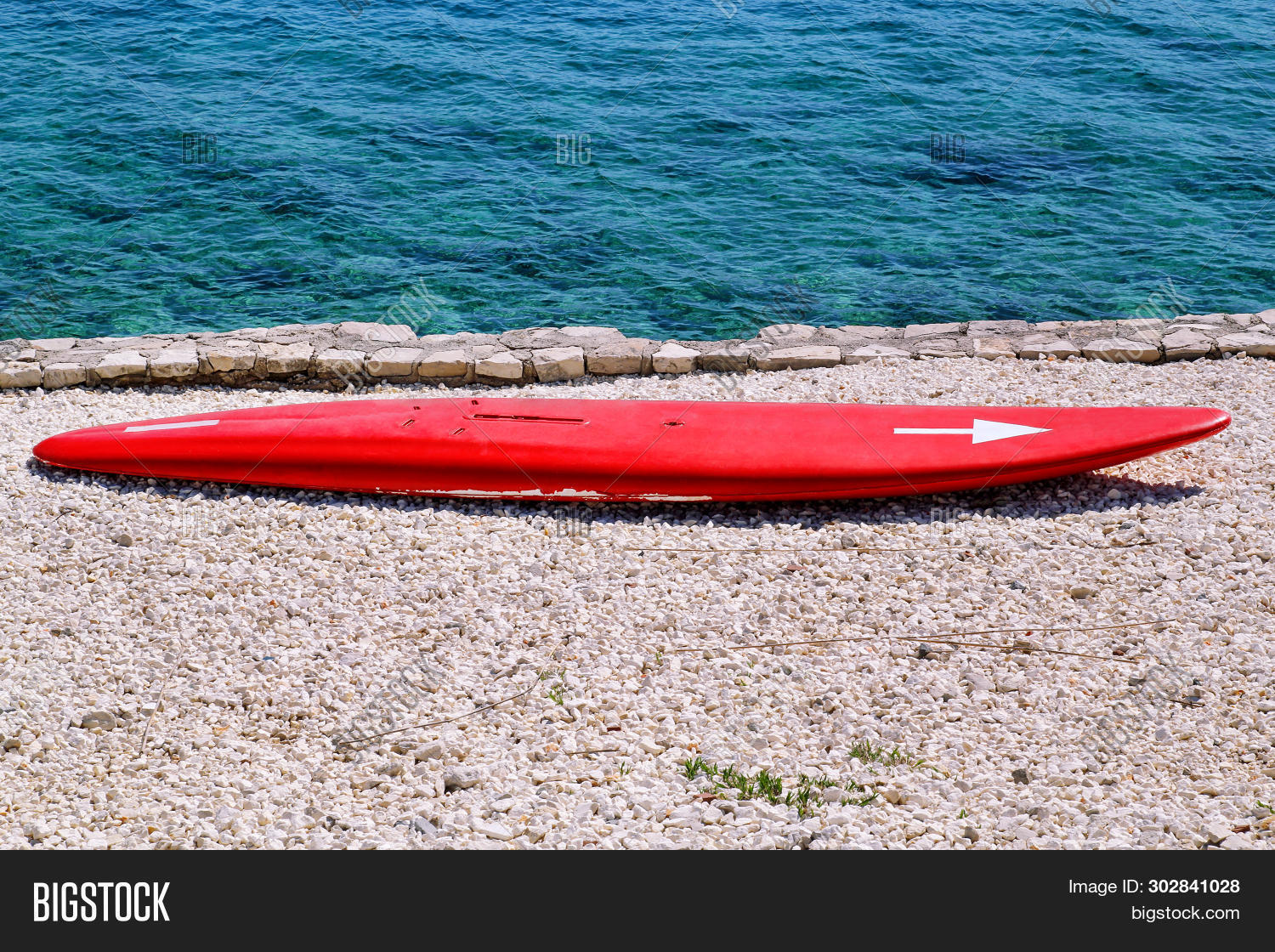 Imagen y foto Red Surfboard On (prueba gratis) | Bigstock