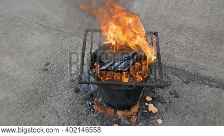 Molten Hot Tar Bucket Image & Photo (Free Trial) | Bigstock