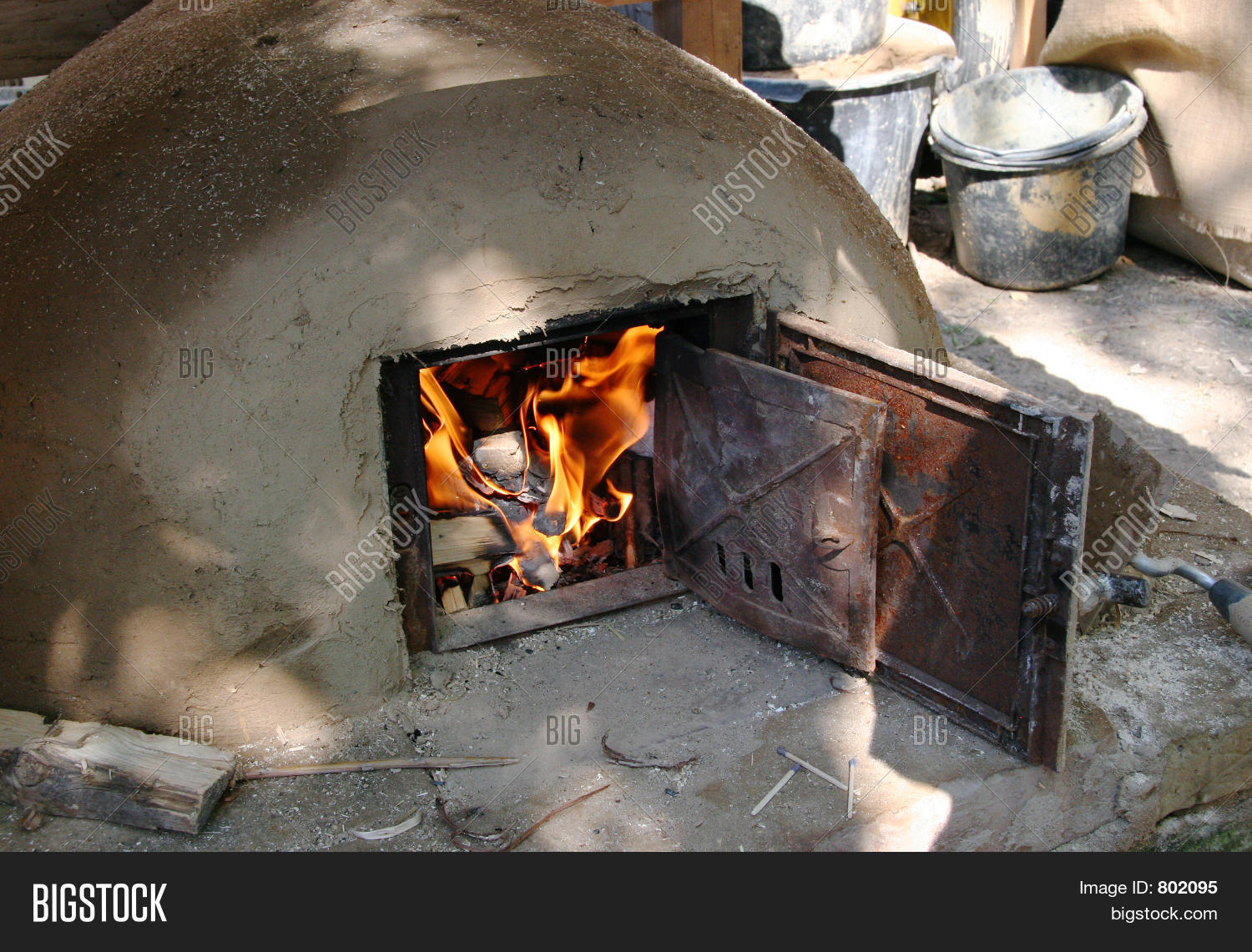 Clay Oven Image & Photo (Free Trial) | Bigstock