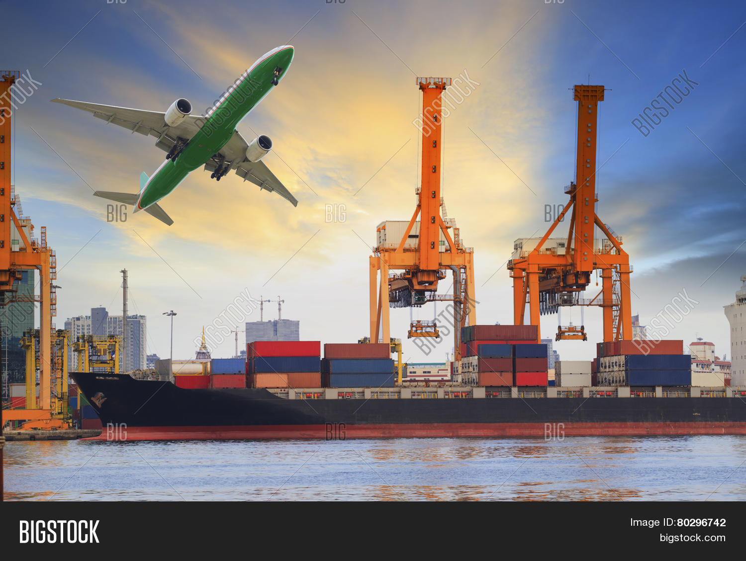 Container Ship Loading Image & Photo (Free Trial) | Bigstock