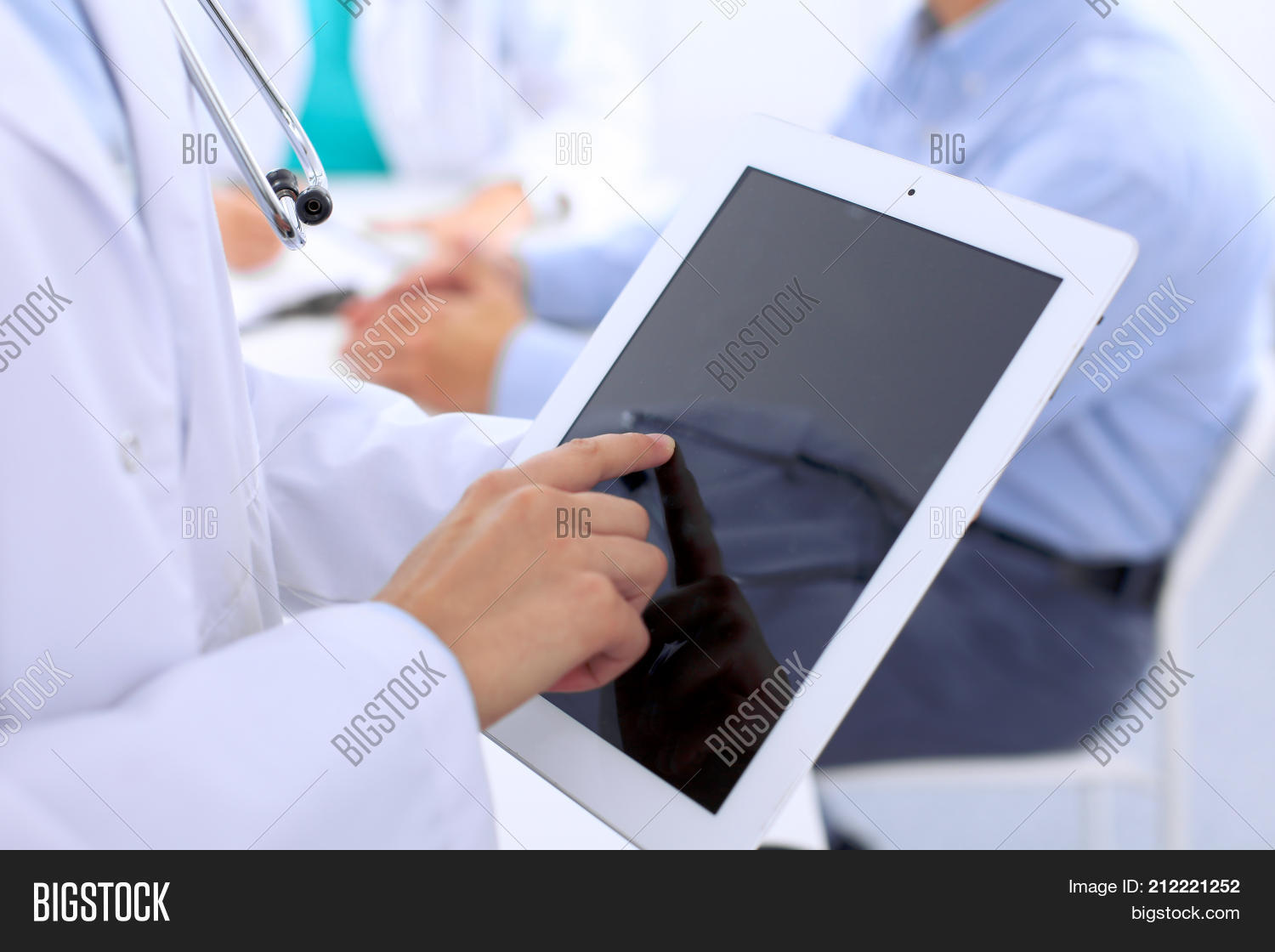 Doctor Using Tablet Image & Photo (Free Trial) | Bigstock