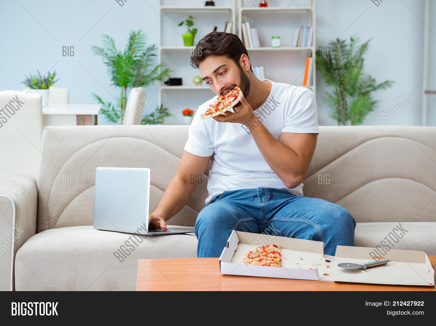 Man Eating Pizza Image & Photo (Free Trial) | Bigstock