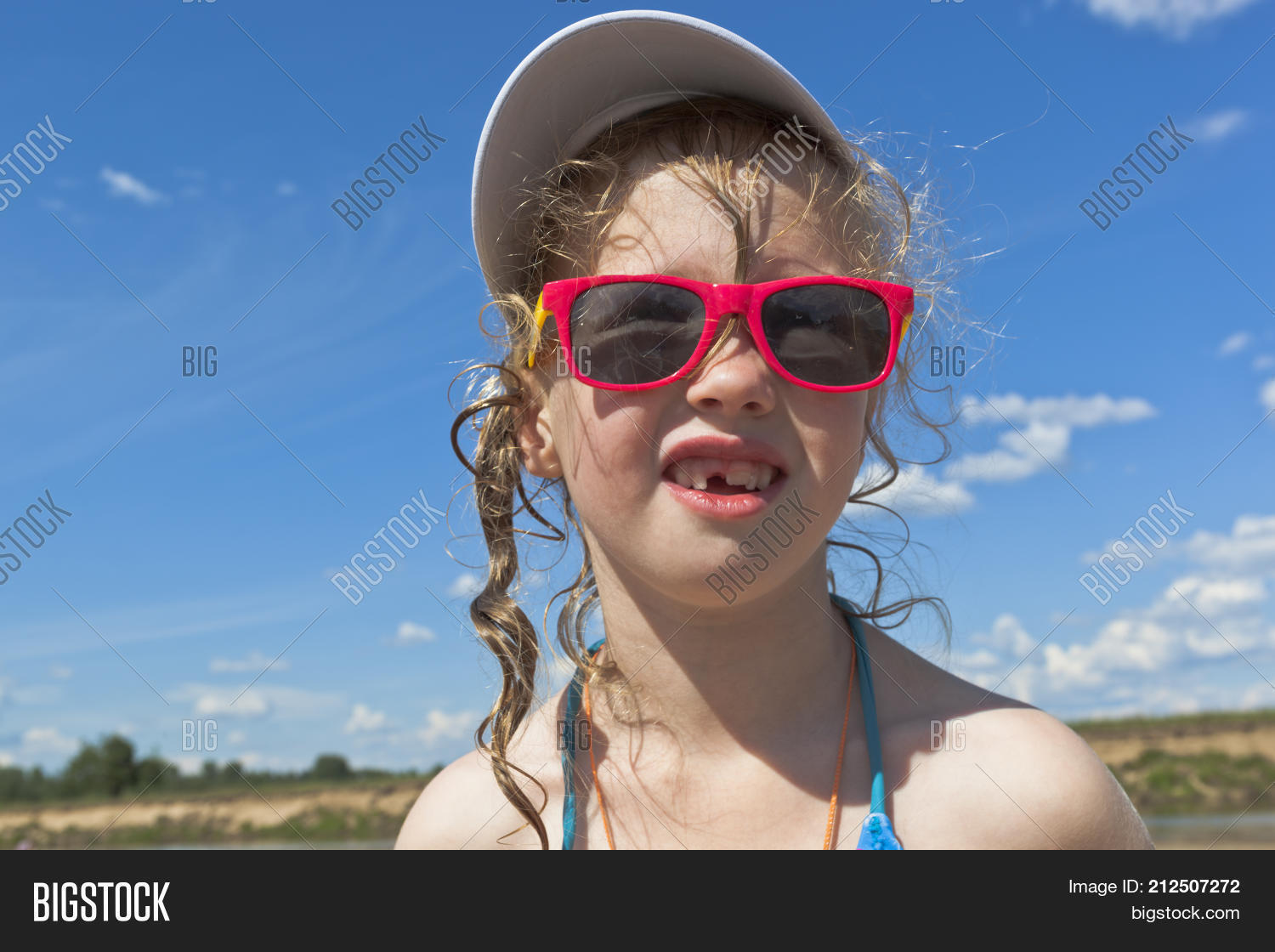 Funny Toothless Girl Image & Photo (Free Trial) | Bigstock