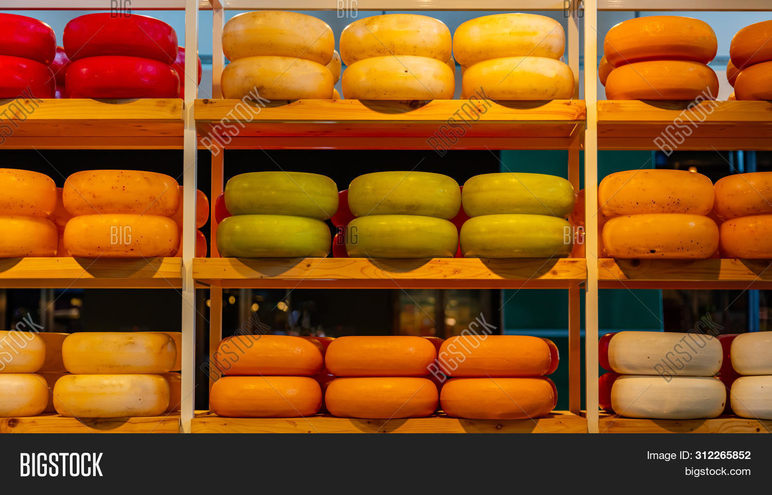 Imagen y foto Dutch Cheeses, Edam (prueba gratis) | Bigstock