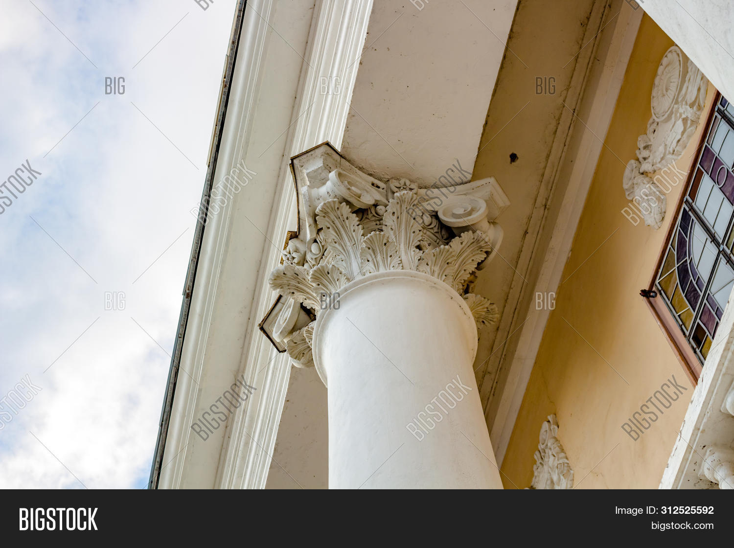 Columns Capital - Image & Photo (Free Trial) | Bigstock