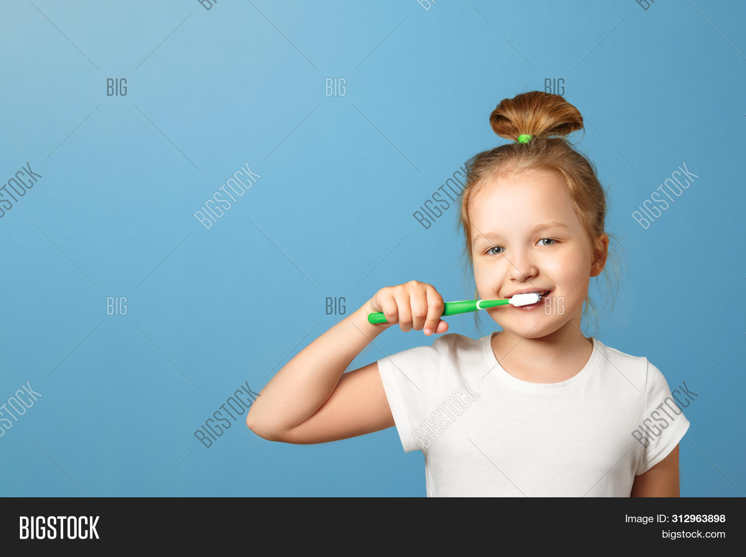 Closeup Portrait Image & Photo (Free Trial) | Bigstock