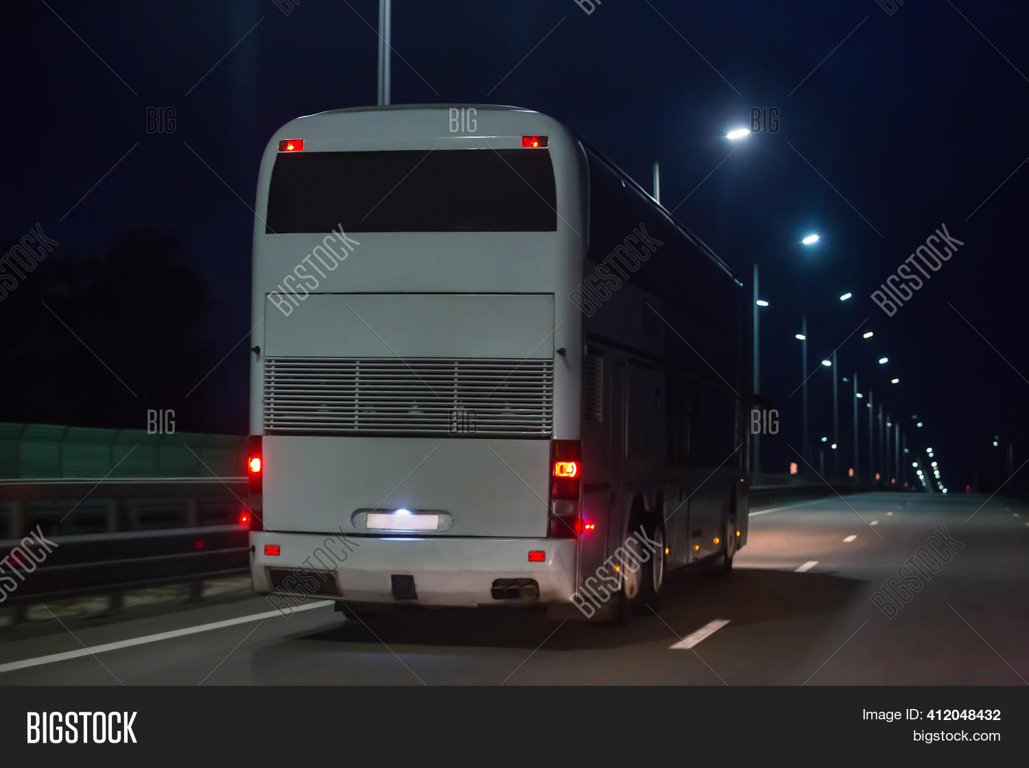 Bus Moves Over Night Image & Photo (Free Trial) | Bigstock