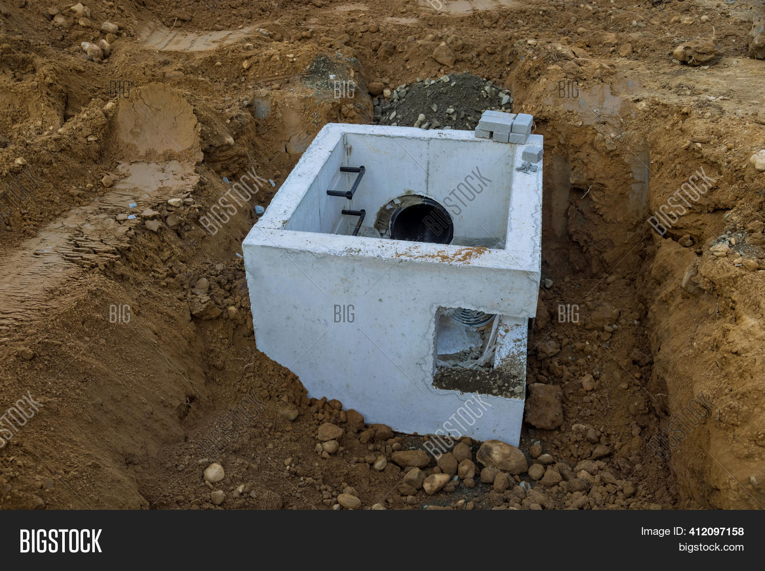 Worker Construction Image & Photo (Free Trial) | Bigstock