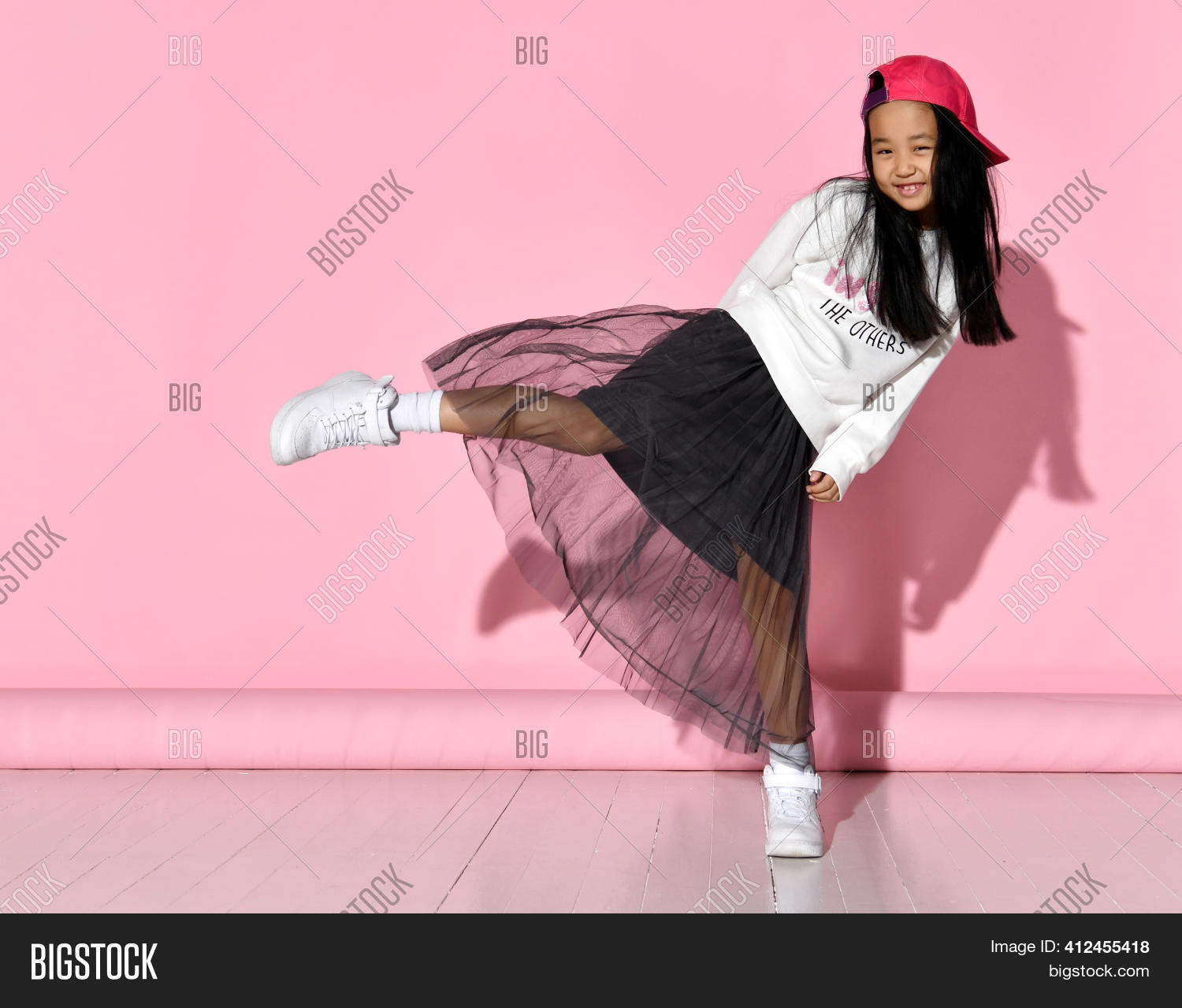 Side View Fashion Image & Photo (Free Trial) | Bigstock