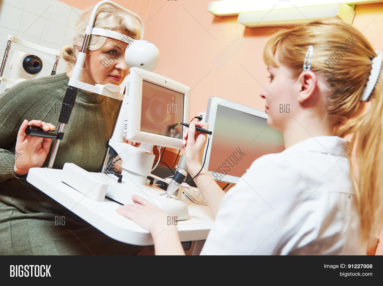 Optometry: Female Image & Photo (Free Trial) | Bigstock