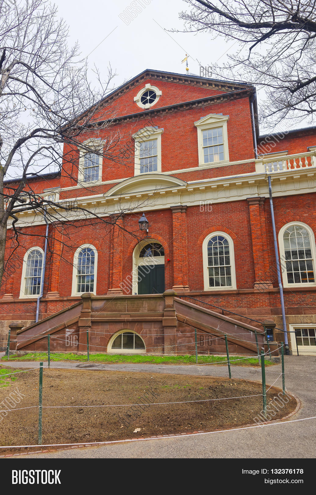 Harvard Hall Harvard Image & Photo (Free Trial) | Bigstock