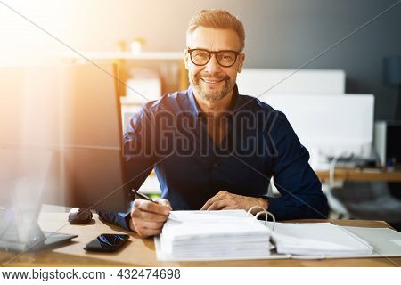 Smiling Accountant Man Image & Photo (Free Trial) | Bigstock