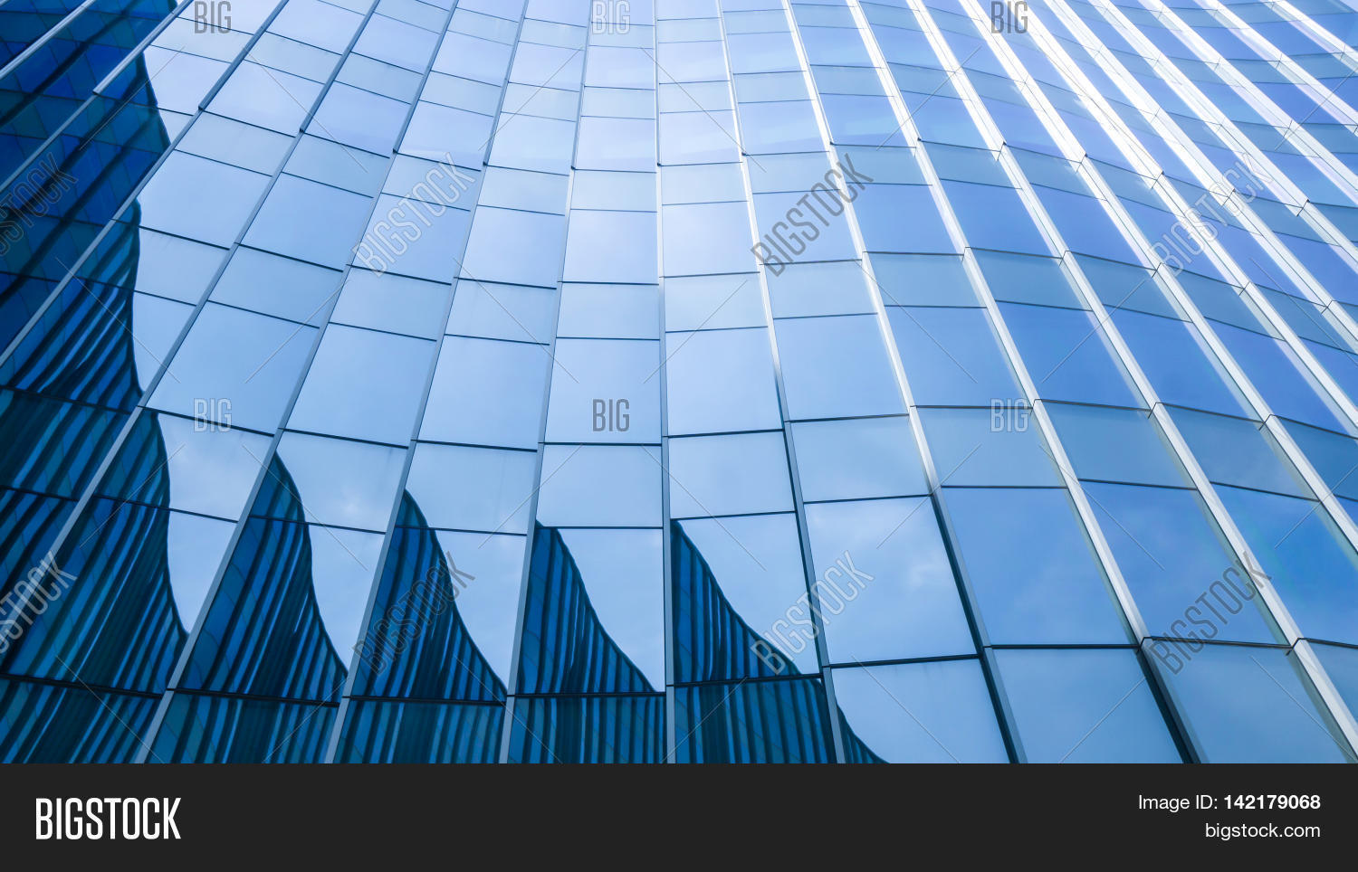 Perspective Underside Image & Photo (Free Trial) | Bigstock