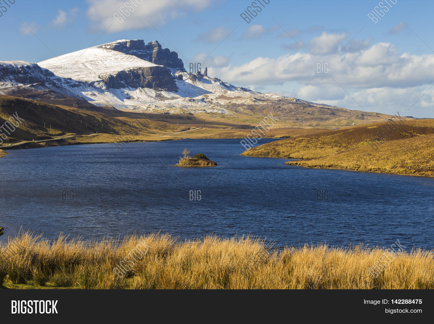Loch Fada Famous Snowy Image & Photo (Free Trial) | Bigstock