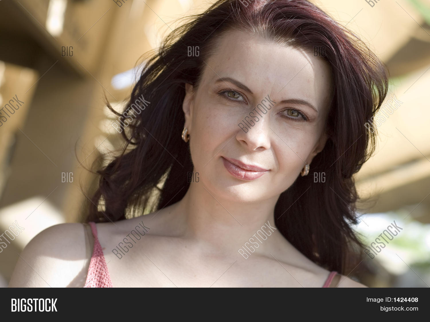 Looking Love Image & Photo (Free Trial) | Bigstock