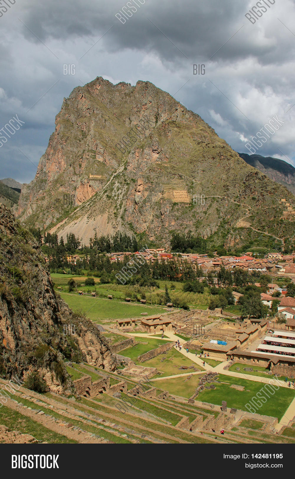 Inca Fortress Image & Photo (Free Trial) | Bigstock