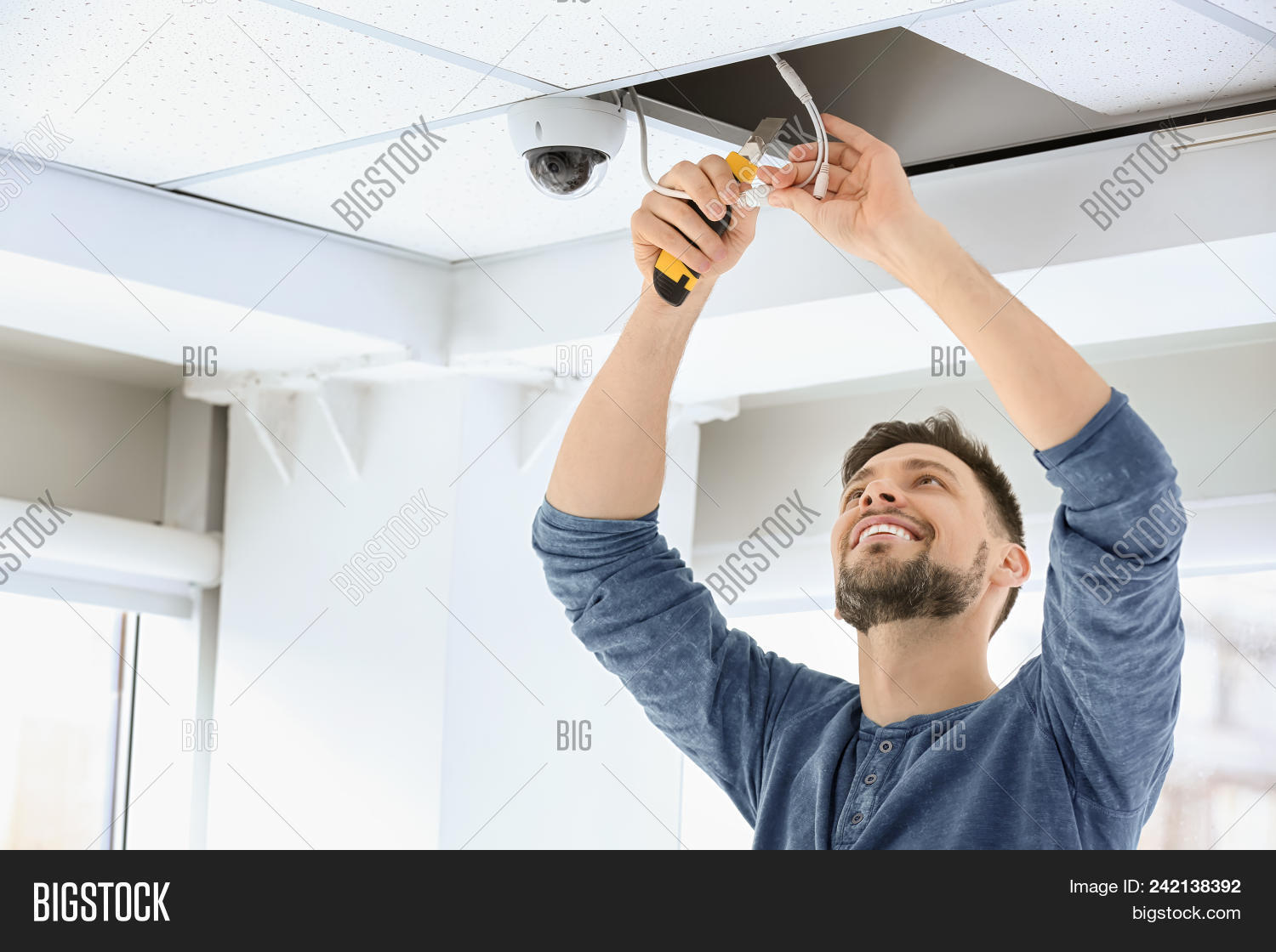 Technician Installing Image & Photo (Free Trial) | Bigstock