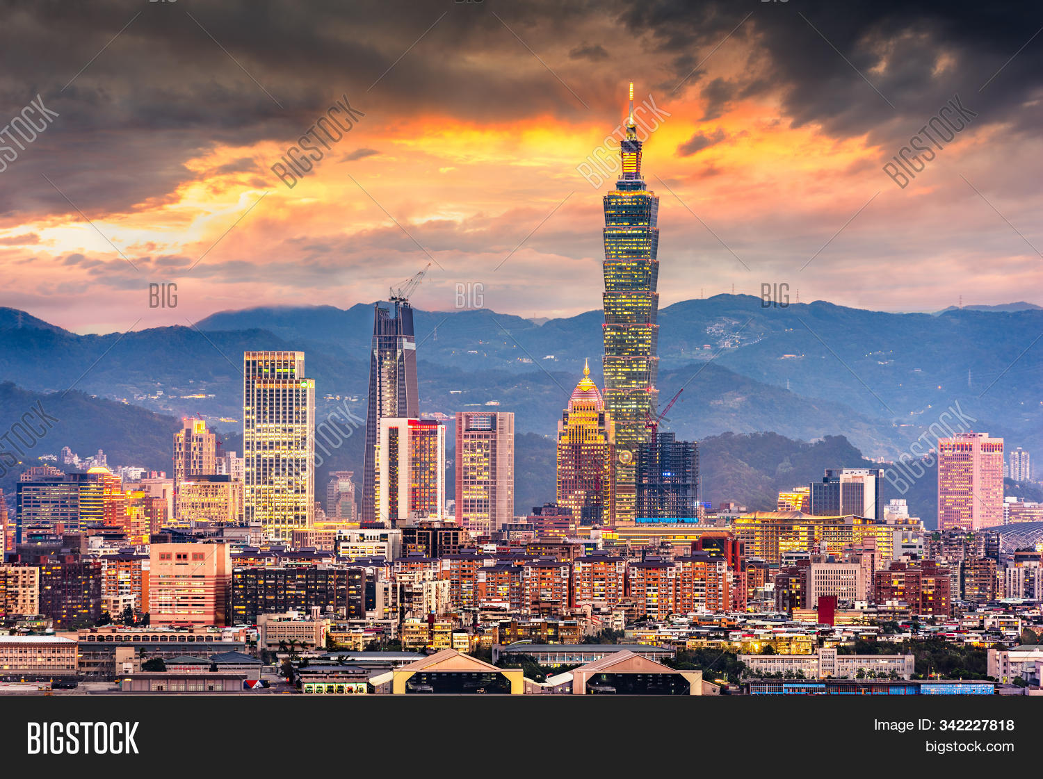 Taipei, Taiwan Urban Image & Photo (Free Trial) | Bigstock