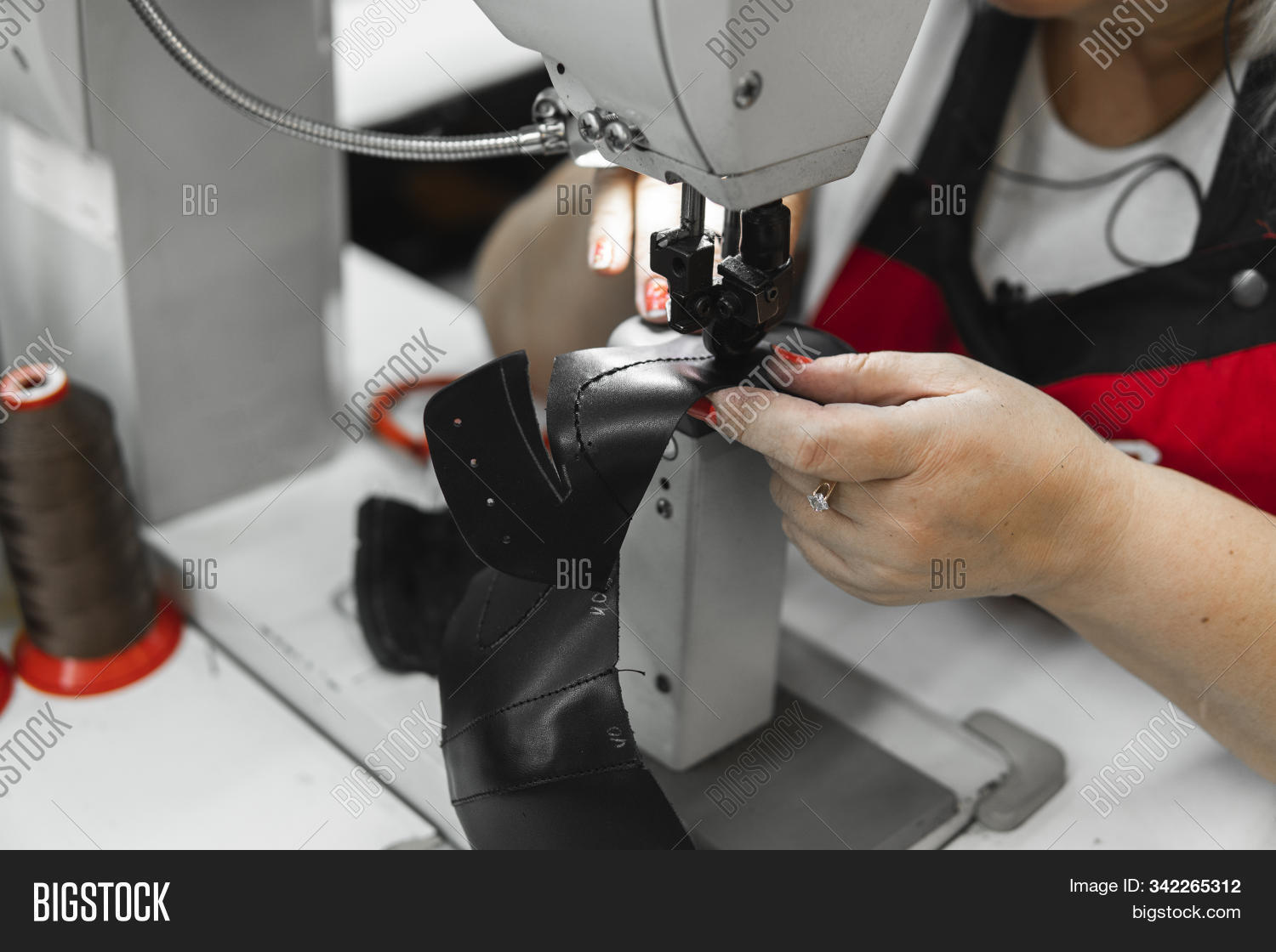 Sewing Machine Leather Image & Photo (Free Trial) | Bigstock