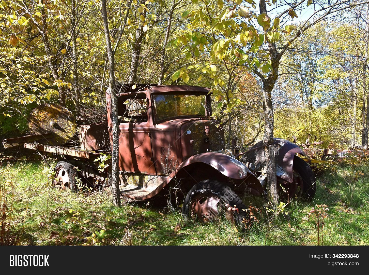 Very Old Trucks