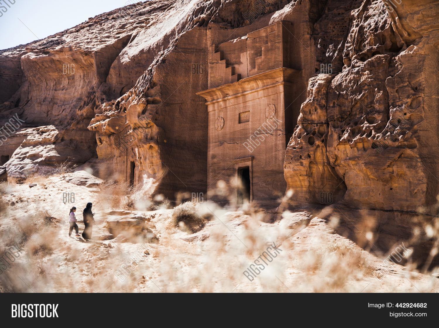 Photos Hegra, Saudi Image & Photo (Free Trial) | Bigstock