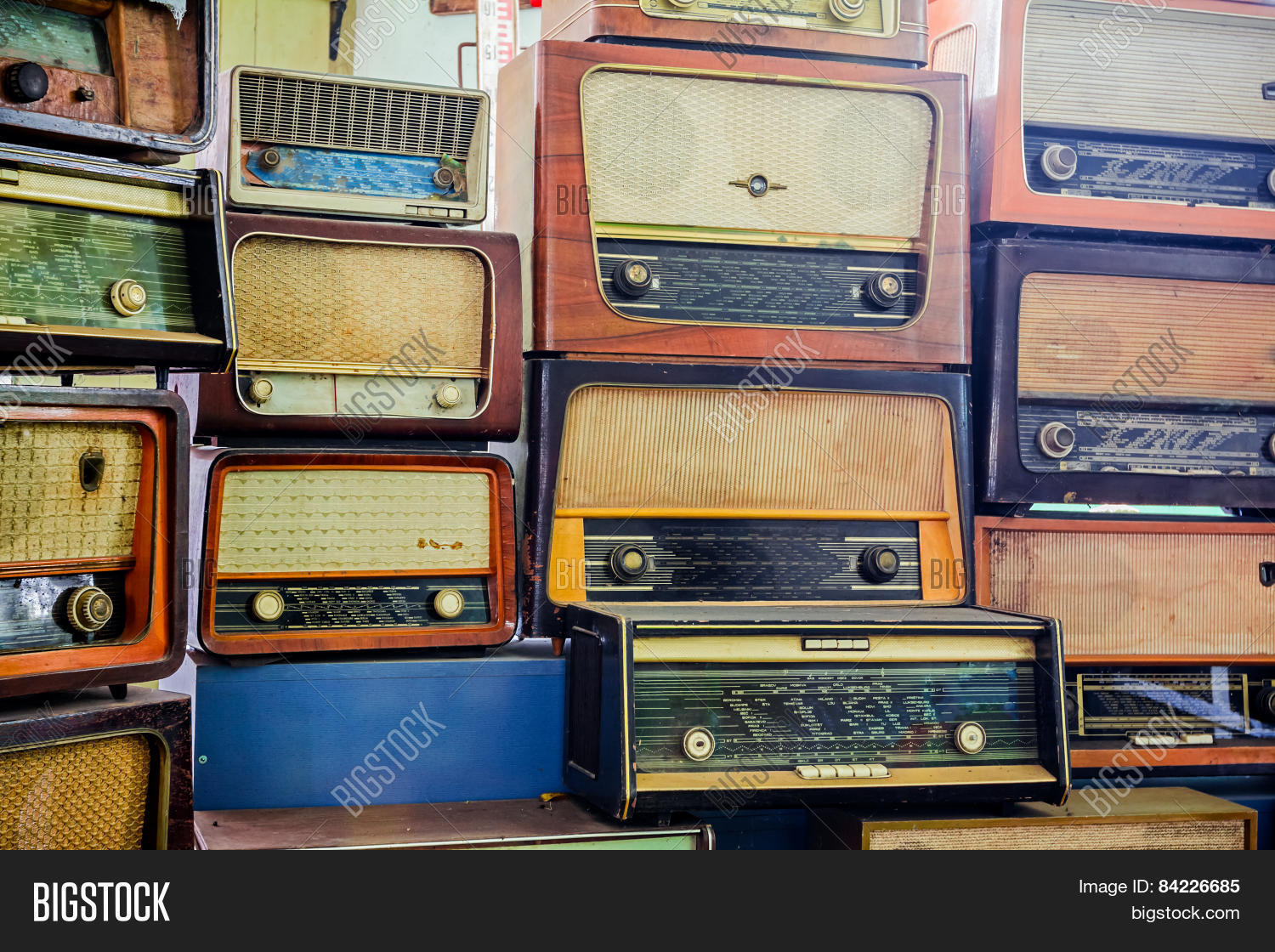 Vintage Radio Tuner Image & Photo (Free Trial) | Bigstock
