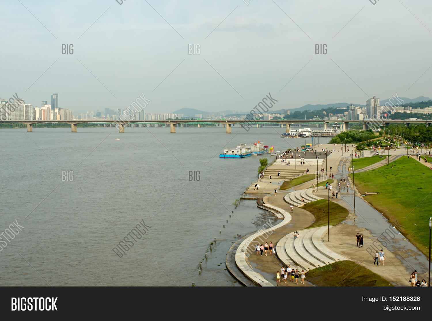 Hangang River Seoul Image & Photo (Free Trial) | Bigstock