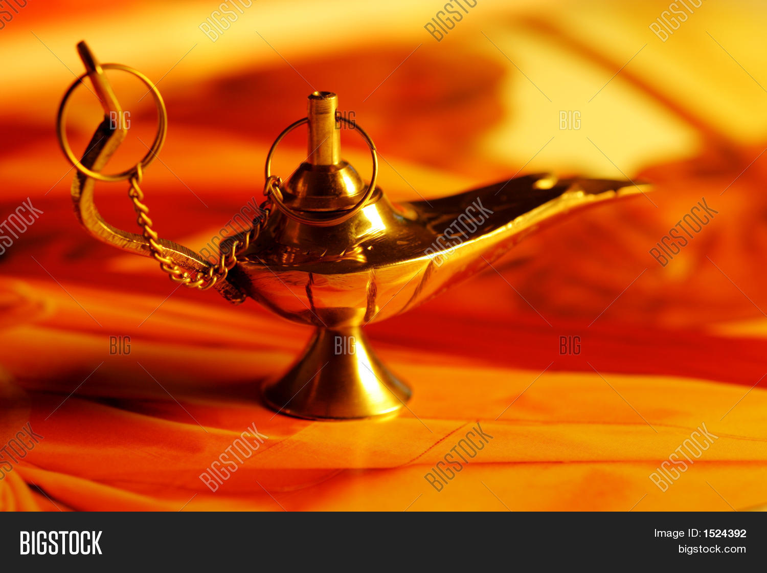 Genie Magic Lamp Image & Photo (Free Trial) | Bigstock