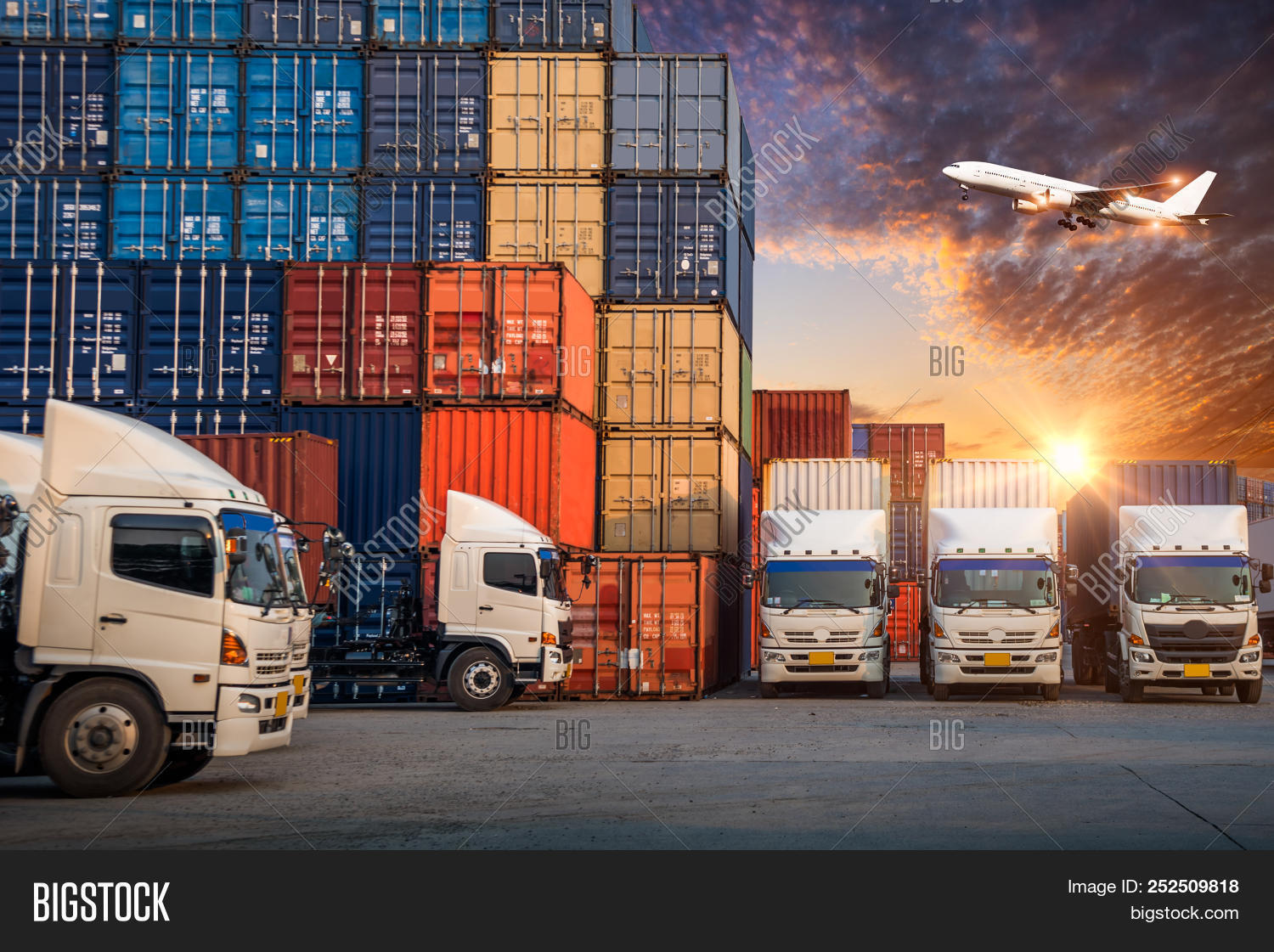 Logistics Image & Photo (Free Trial) | Bigstock