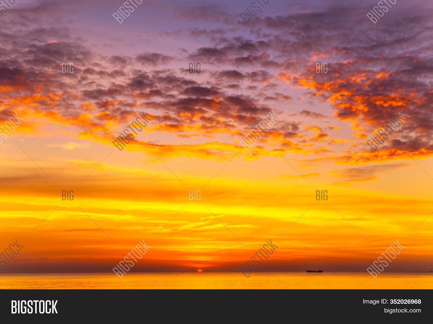 Colorful Ocean Gold Image & Photo (Free Trial) | Bigstock