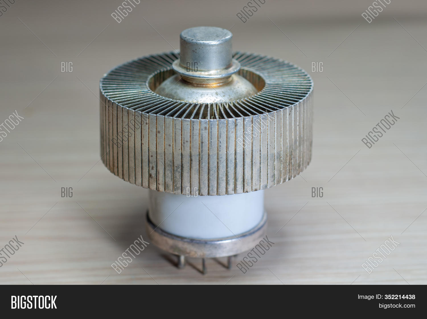 Electronic Ceramic Image & Photo (Free Trial) | Bigstock