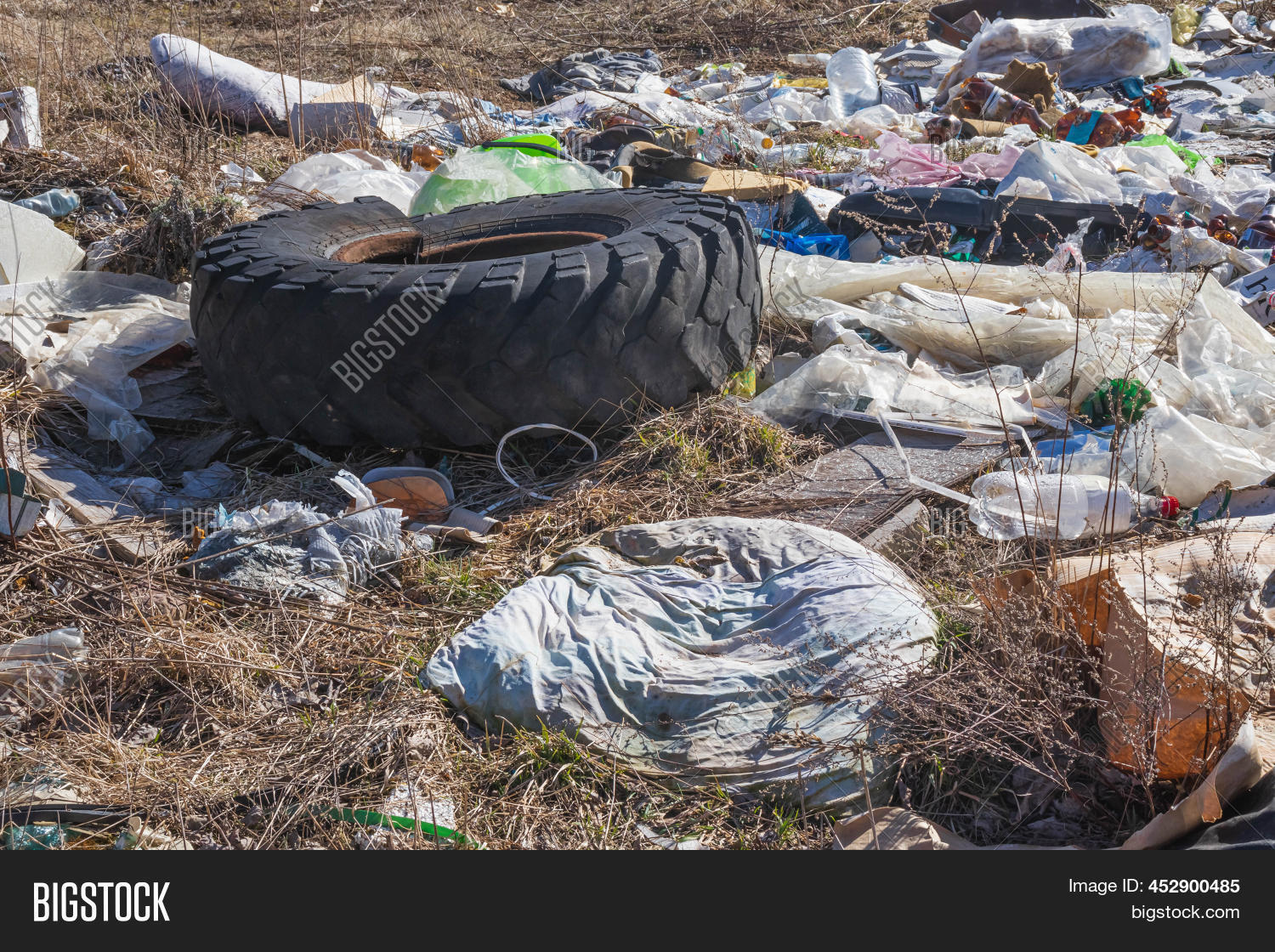 Improvised Garbage Image & Photo (Free Trial) | Bigstock