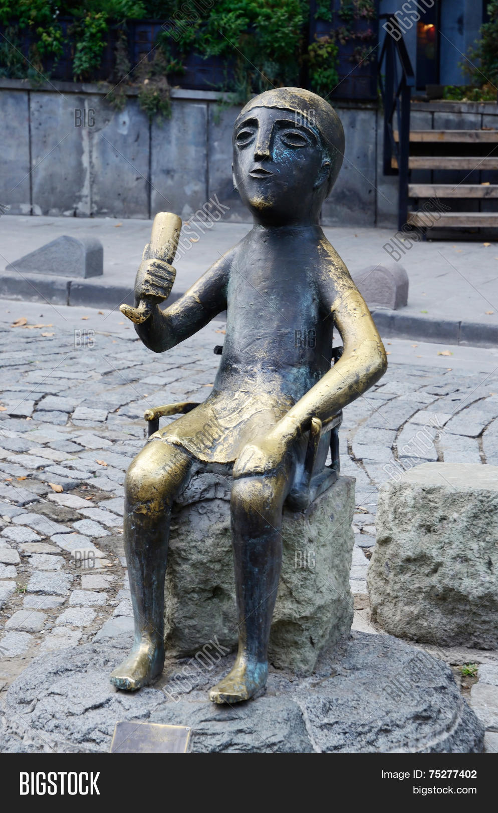 Bronze Statue Sitting Image & Photo (Free Trial) | Bigstock